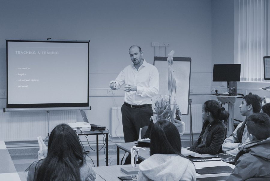 Tom Quick - Consultant Surgeon: Peripheral Nerve Injury